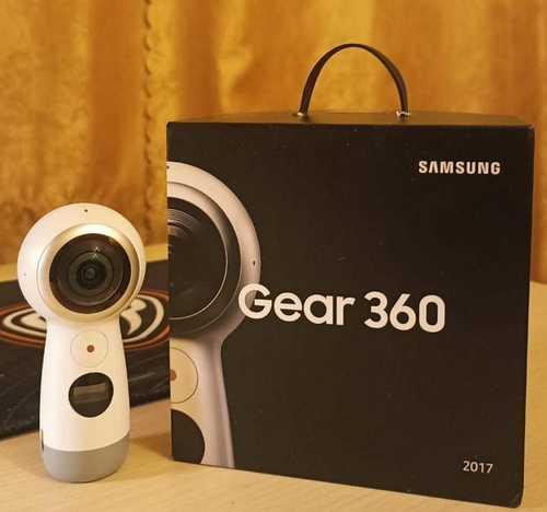 Экшн камера Samsung Gear 360