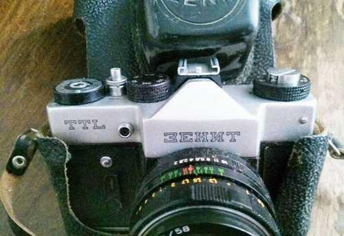 Фотоаппарат Zenit TTL с объективом Гелиос 44м