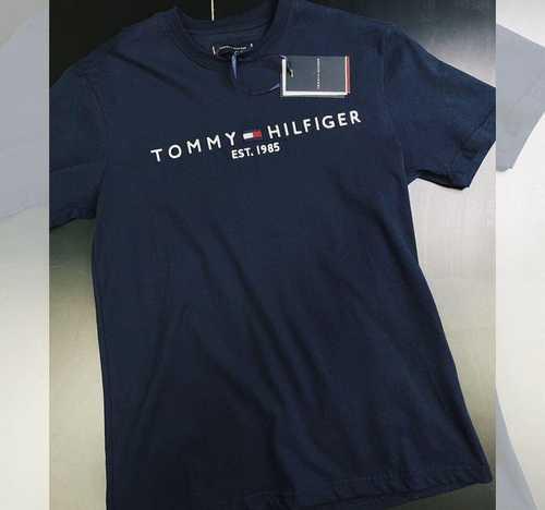 Tommy hilfiger футболка