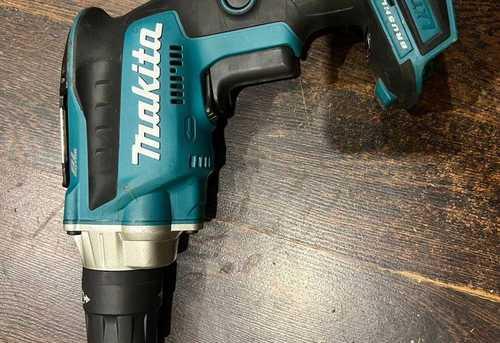 Акк. шуруповерт Makita DFS251Z для гипсокартона б\