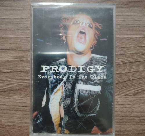 The Prodigy - Everybody In The Place (Кассета, Зап