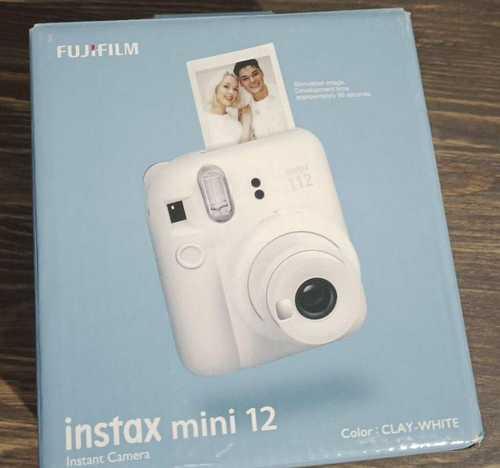 Фотоаппарат instax mini 12 новый