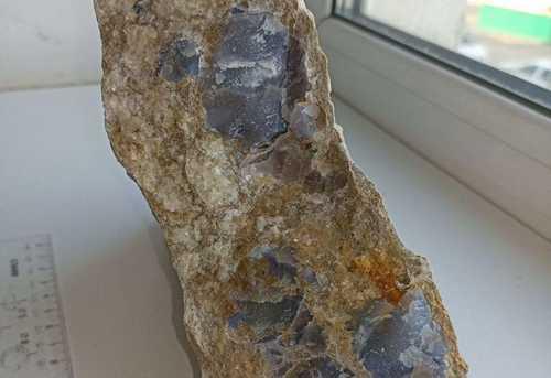 Камни и минералы. Халцедон