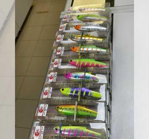 Раттлин Bassday Range Vib 90S