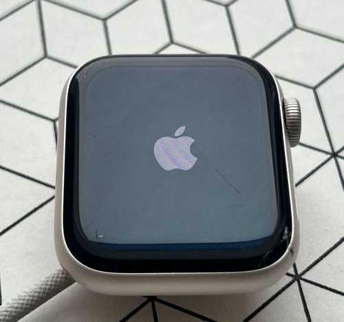 Apple Watch SE 2 40mm Starlight нерабочие