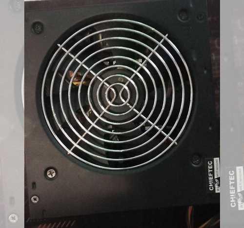 Блок питания 700w chieftec
