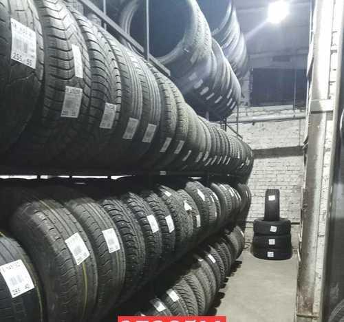 Goodyear Assurance WeatherReady 225/60 R17 99P