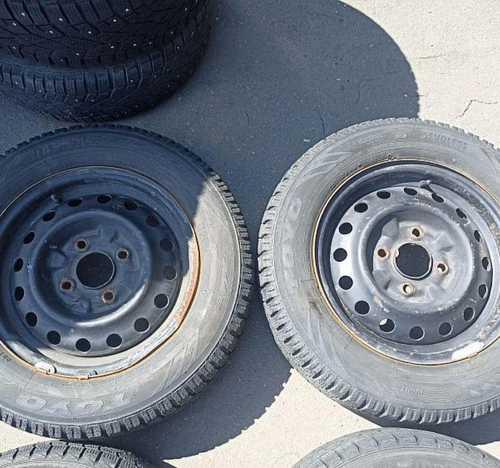 175/70 R14 Toyo Observe GSi-5 Зима Штампованные R1