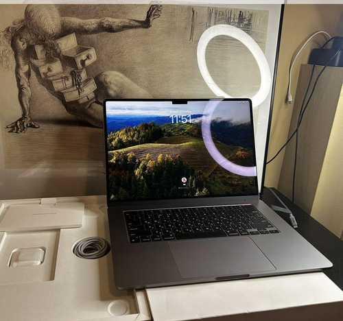 MacBook Air 15 2023 M3 8GB/512SSD/5ц/Новьё