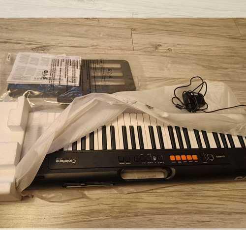 Синтезатор Casio CT-S100