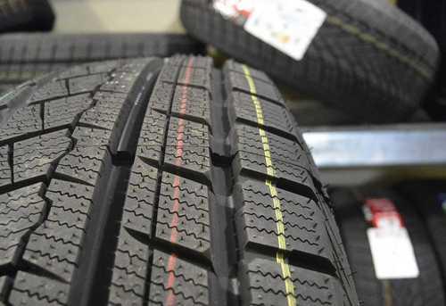 iLink Winter IL868 215/70 R16 100T