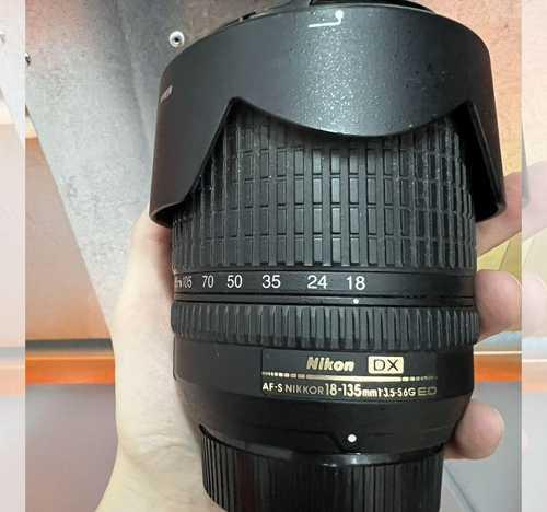 Объектив телевик Nikon 18-135 3.5-5.6