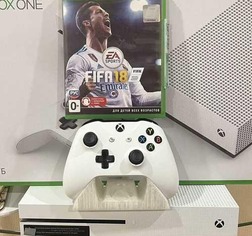 Xbox One S 500 gb