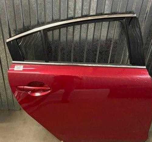 Задняя дверь правая Mazda 6 gj