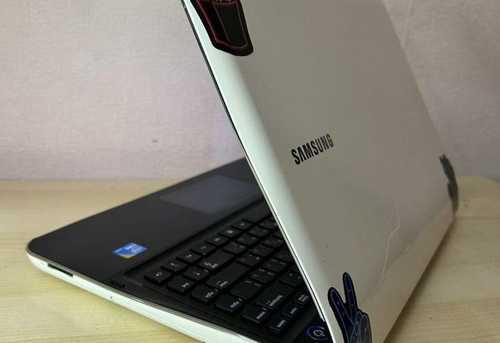 Мощный белоснежный Samsung на i5/GT310M/SSD