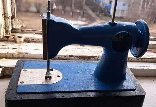 Машинка швейная детская СССР