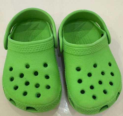 Crocs 4