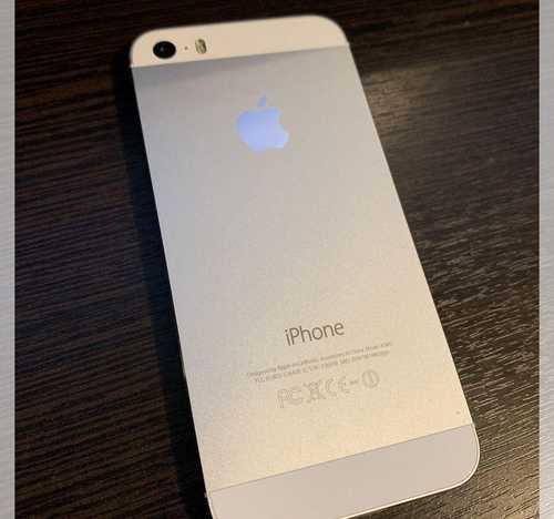 iPhone 5S, 16 ГБ