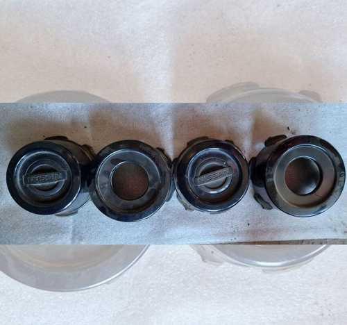 Колпаки декоративные Nissan np300