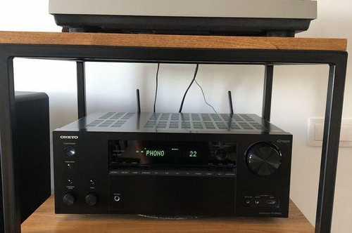 Ресивер Onkyo TX NR686