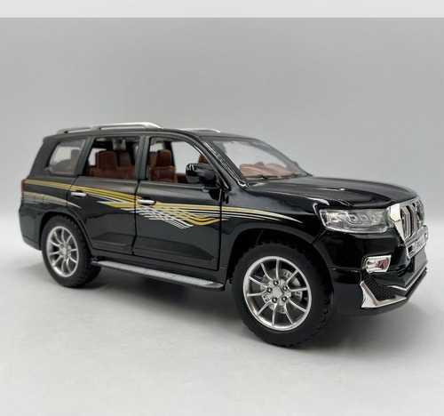 Модель авто Toyota Prado с дымом Металл 1:24