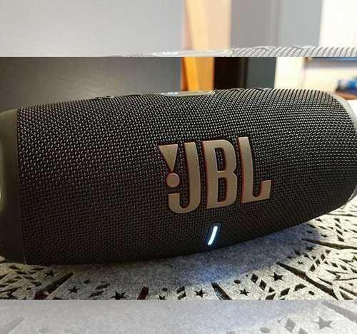 Колонка JBL charge 5