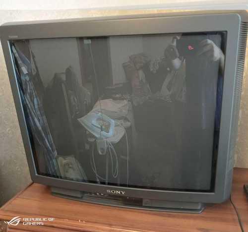 Телевизор Sony trinitron