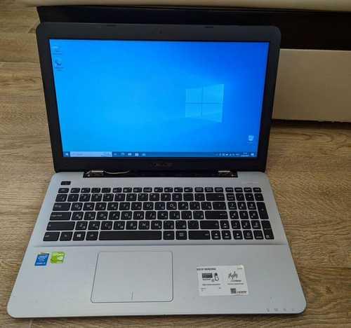 Ноутбук Asus x555l i3-4030 820m 8gb