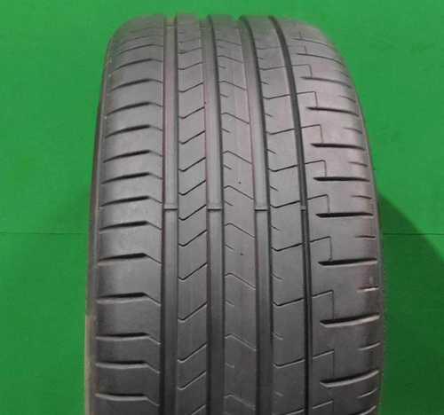 Pirelli P Zero PZ4 255/35 R21 98Y