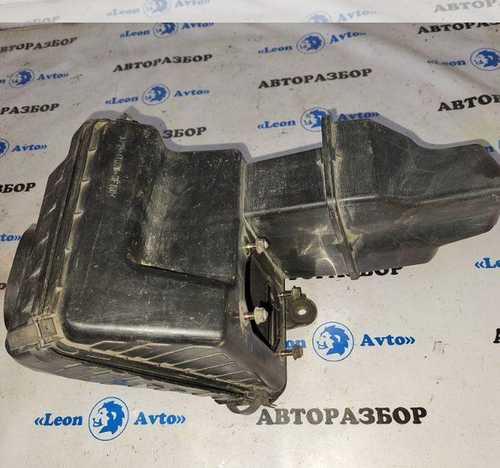 Корпус воздушного фильтра Mitsubishi Galant EA7A