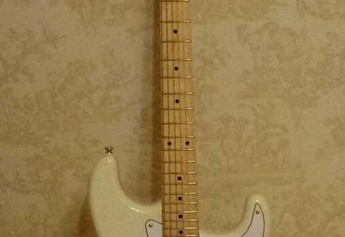 Squier Affinity Stratocaster Olympic White 2021