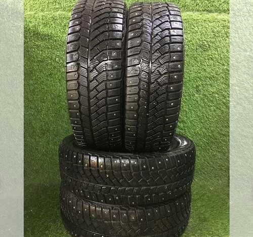 Viatti Brina Nordico V-522 215/60 R16 95T