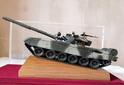 Модель танка Т-72