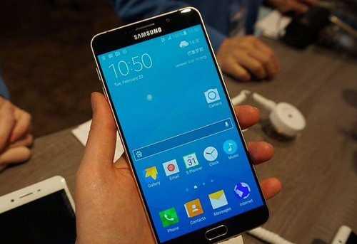 Samsung Galaxy A9 (2016) SM-A9000, 3/32 ГБ