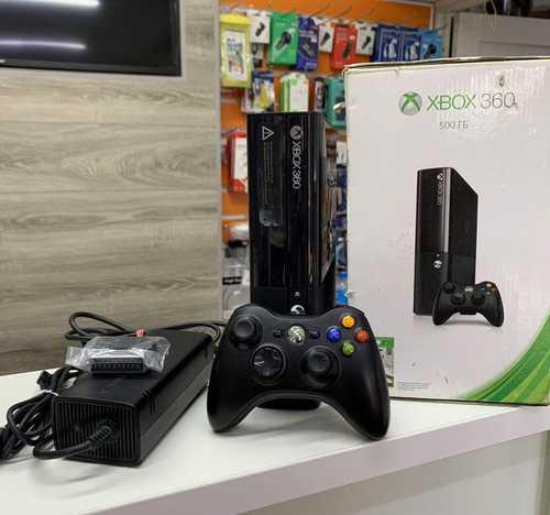 Xbox 360E на 500гб полный комплект