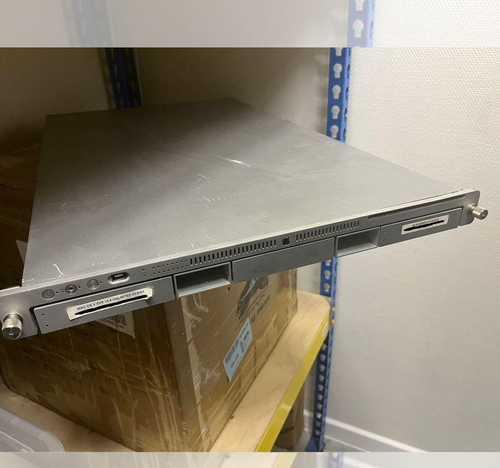 Apple Xserve (Late 2006) 1,1 Server EMC 2107 Intel