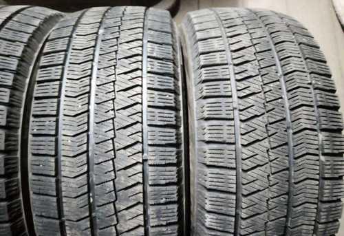 Bridgestone Blizzak VRX2 215/55 R16
