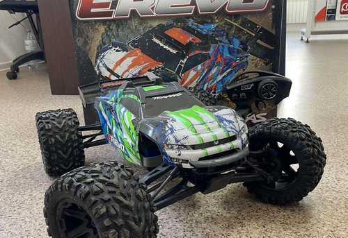 Машина на радиоуправлении Traxxas E-revo 2.0