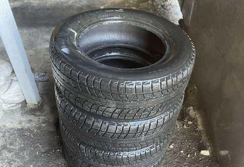 Triangle Snowlink TWT02 215/65 R16