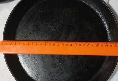 Чугунная сковорода бу СССР 27 см и 19,5 см