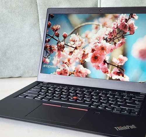 И для школы, и для колледжа ThinkPad X390 i5-8265U