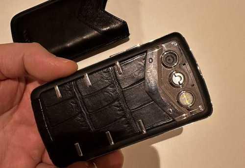 Vertu Constellation Quest, 8 ГБ