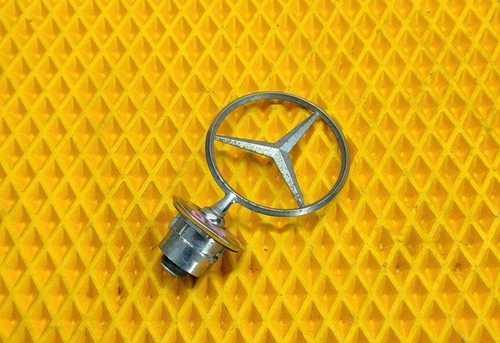 Эмблема значок оригинал Mercedes E W211 3.0 M272