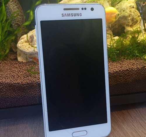 Samsung Galaxy A3 SM-A300F, 16 ГБ