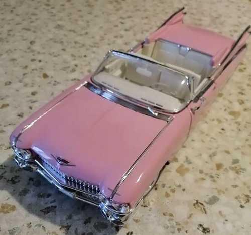 Модель Cadillac Eldorado Biarritz 1959 Maisto 1:18