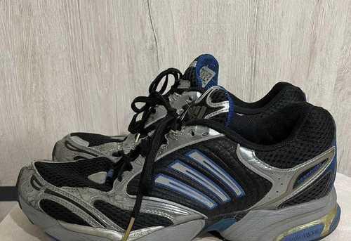 Кроссовки Adidas Response