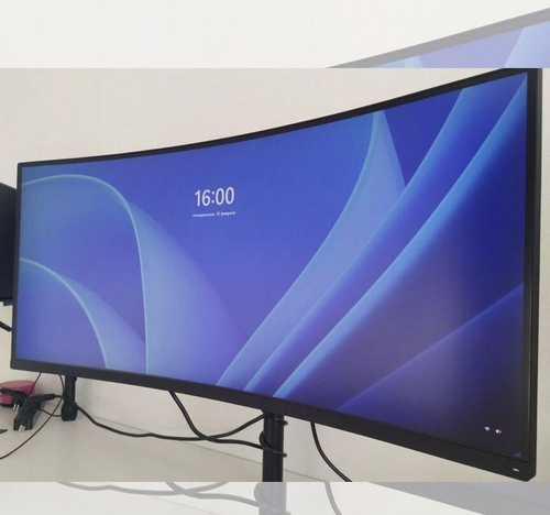 Монитор Xiaomi Mi Curved Gaming Monitor 34