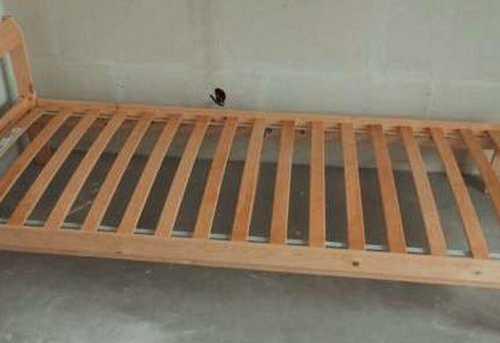 Кровать IKEA neiden с реечным дном