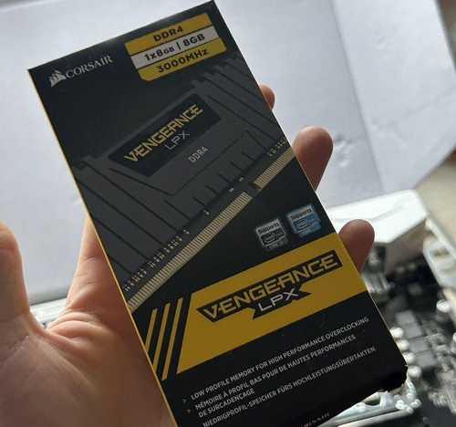 Оперативная память Corsair vengeance Lpx ddr4