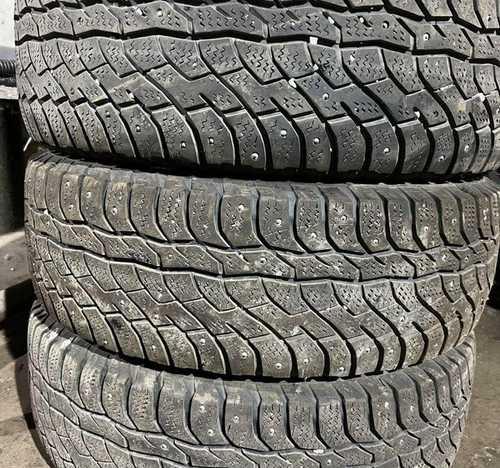 Viatti Bosco Nordico V-523 215/65 R16 98T